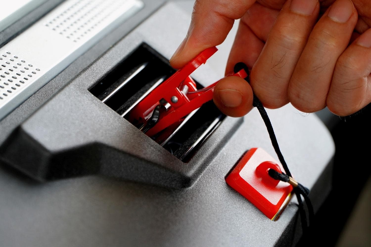 Treadmill Safety: 5 Essential Tips to Prevent Injuries (2022 Guide)