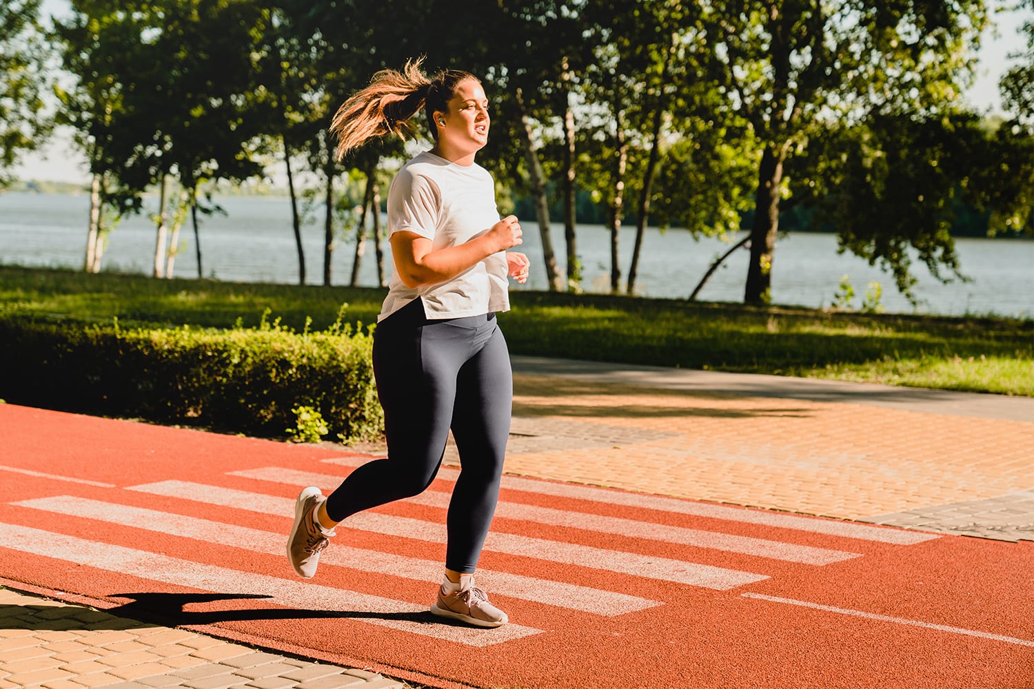 5 HIIT Running Workouts to Crush Your Goals (2022 Guide)