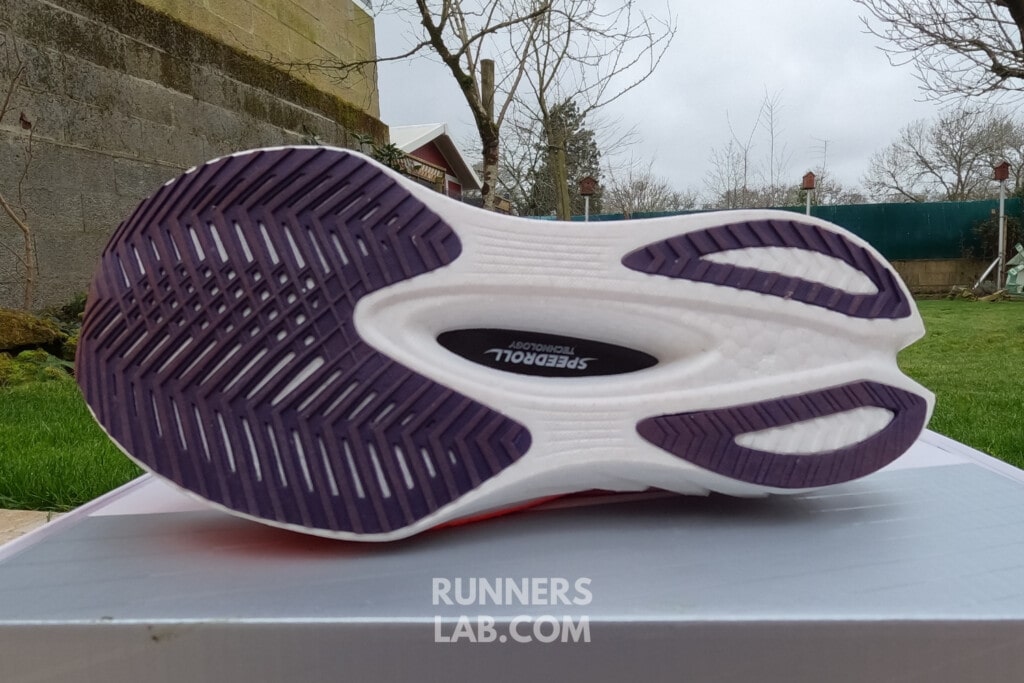 Saucony Endorphin Pro 4 Review (2024): Accessible Carbon Pick?