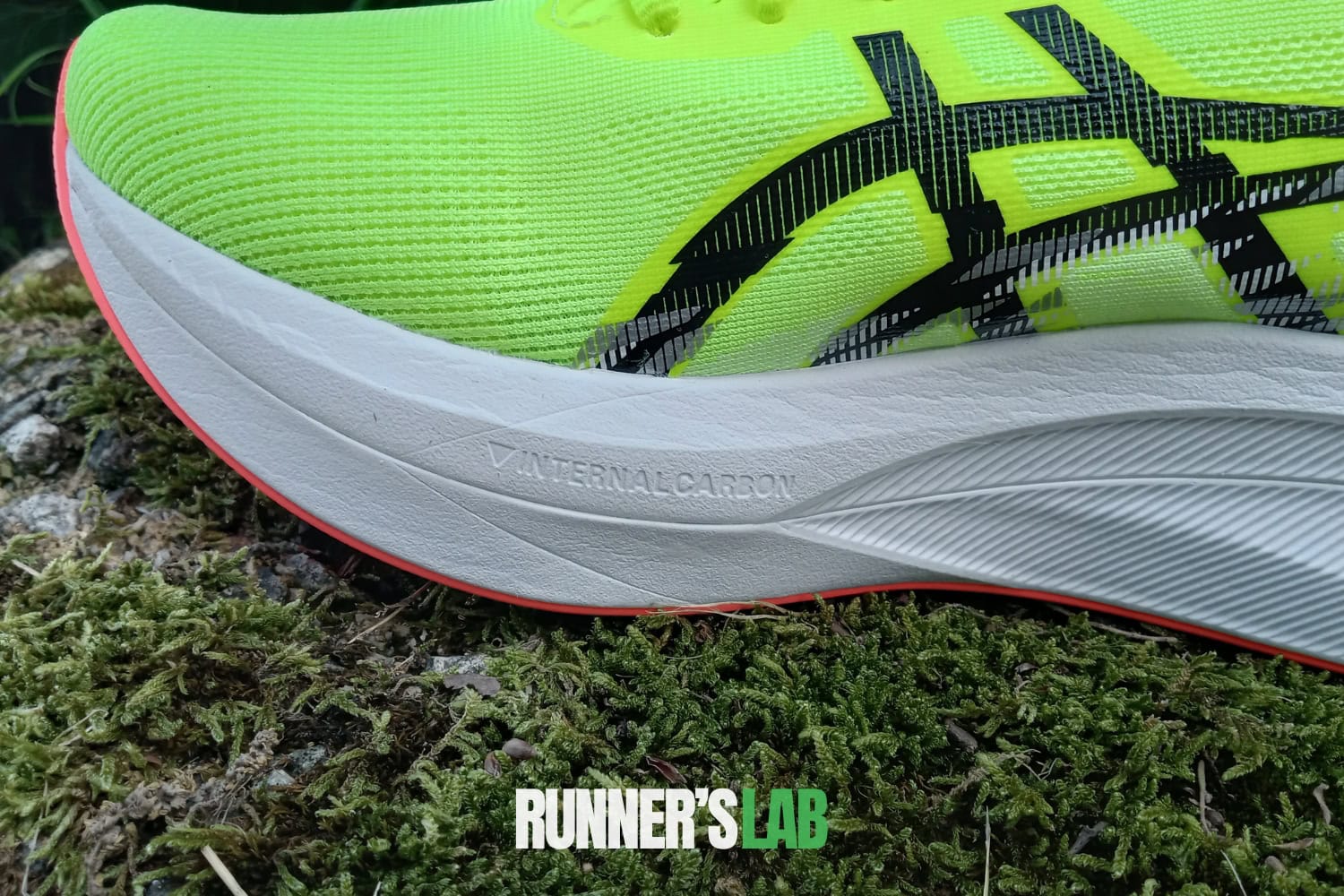 Asics Magic Speed 4 Review: Successful Max Cushion Turn?